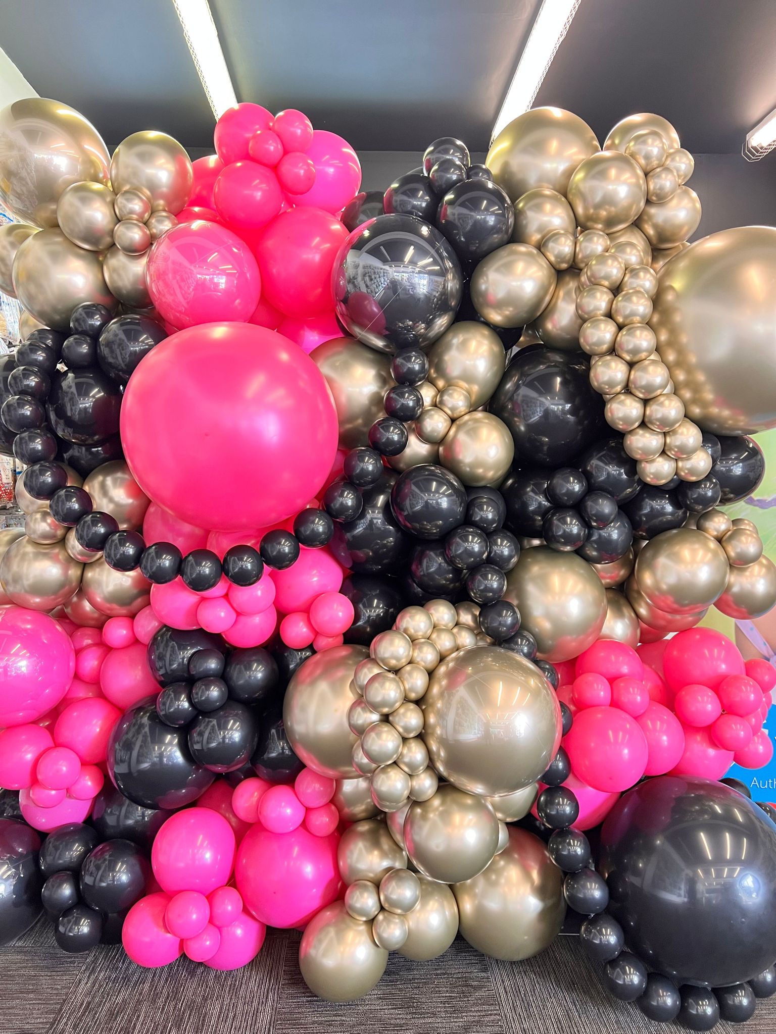 Walls – Dream Factory Balloons 2023